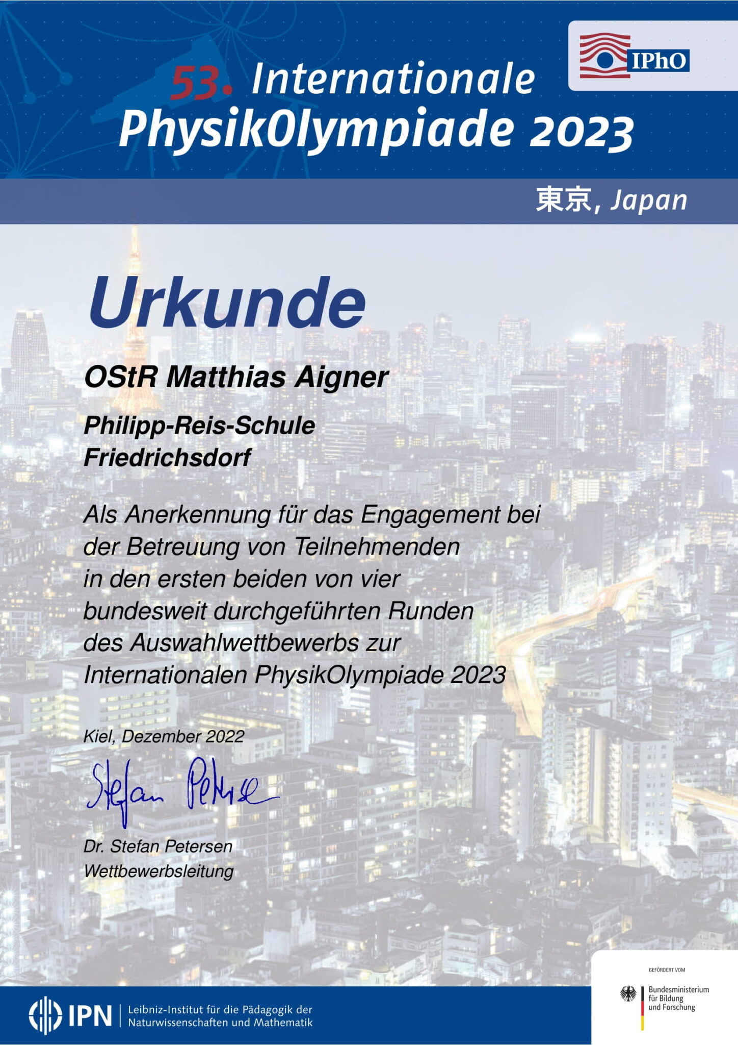 Robert Ballmeier nimmt erfolgreich an der Physik-Olympiade teil – Philipp-Reis-Schule